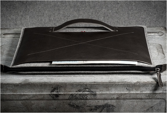Grab Laptop Folio | By Hard Graft Grab Laptop Folio | By Hard Graft